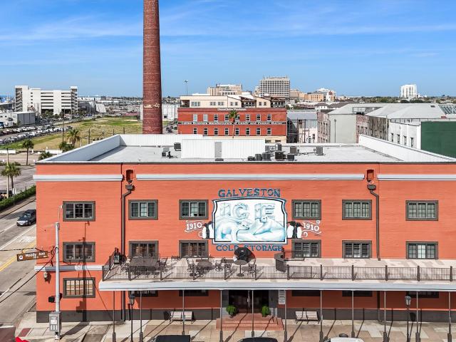104 21st St, Unit 203, Galveston, TX 77550 | MLS #56311 | Compass