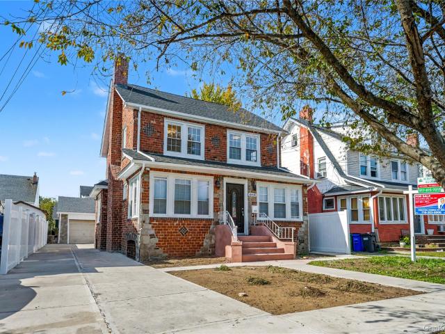 104 40 th Street | Compass