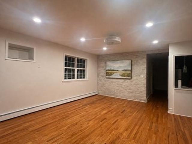 104 65 Springfield Blvd Unit 1ST, Queens County, NY 11429