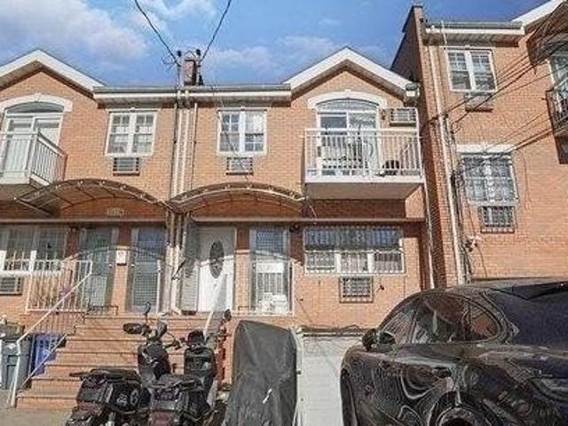 104 6 nd Ave, Corona, NY 11368