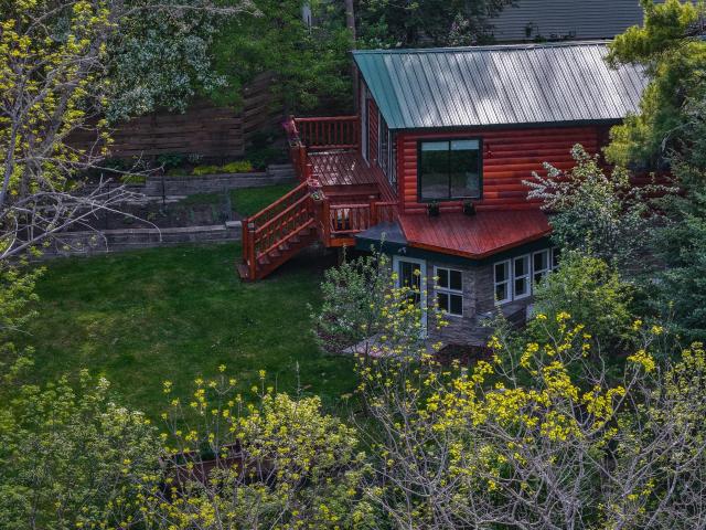 104 6th Street SE