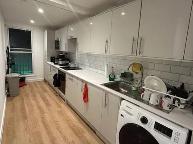 104 82 Euston Street, London, NW1 2EW, United Kingdom | Room for rent #114428767 | Rentberry
