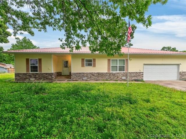 104 C and J Rd, Laurie, MO 65037