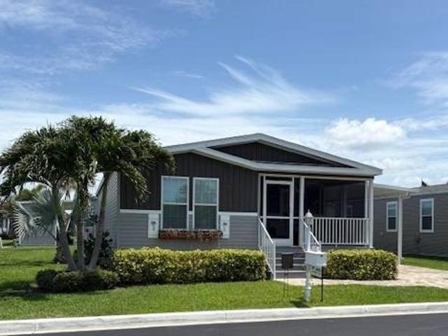104 Cottonwood Ln, Naples, FL 34112