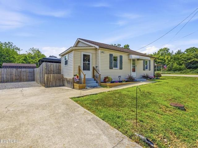 104 County Farm Rd, Maryville, TN 37801