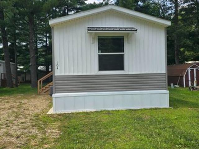104 Courtney Ln, Redgranite, WI 54970