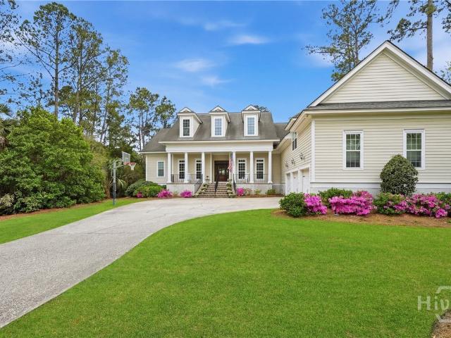 104 Commodore Drive