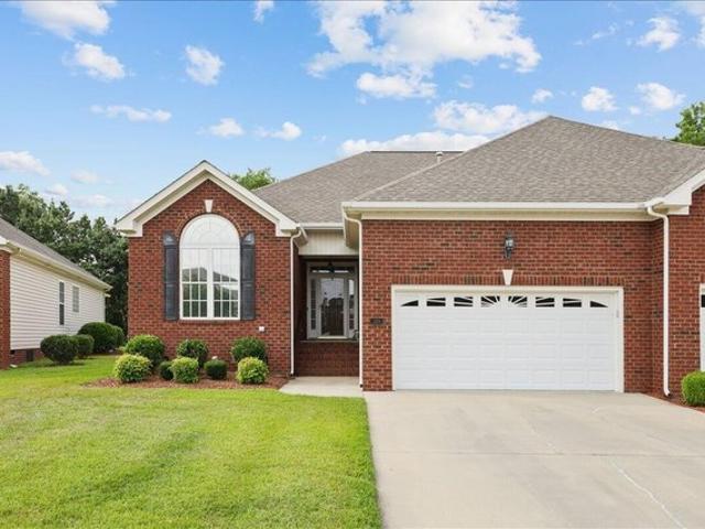 104 Commonsgate Dr, Goldsboro, NC 27530