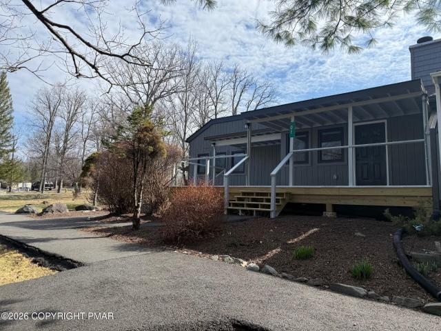 104 Condor Dr, Unit 1, Tamiment, PA 18371 | MLS #PM 138633 | Compass