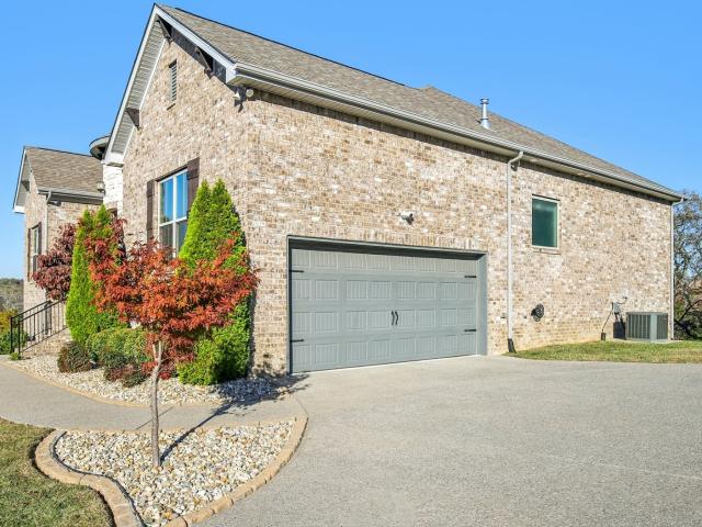104 Copper Creek Dr