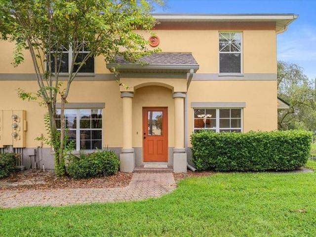104 Coquina Bay Dr, Saint Petersburg, FL 33705