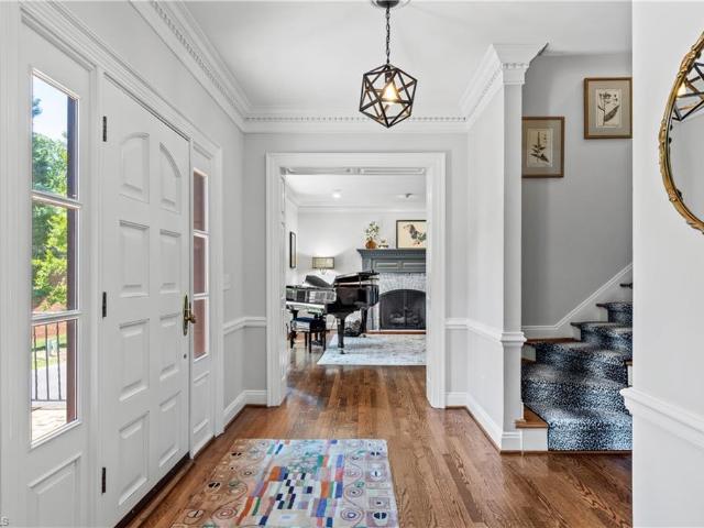 104 Candlewyck Drive
