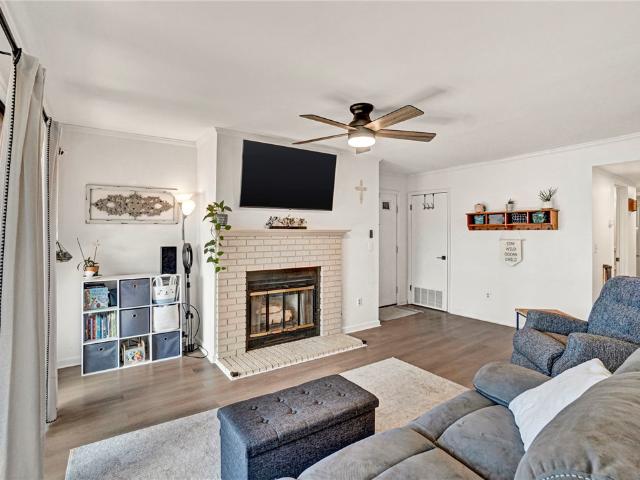 104 Captains Way
