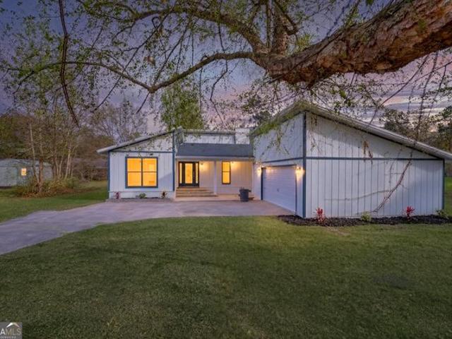 104 Cardinal St, Woodbine, GA 31569