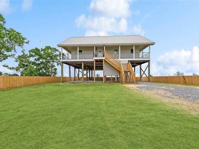 104 Carr Dr, Slidell, LA 70458
