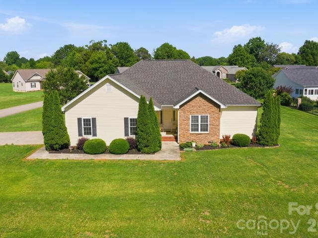 104 Castle Pines Lane