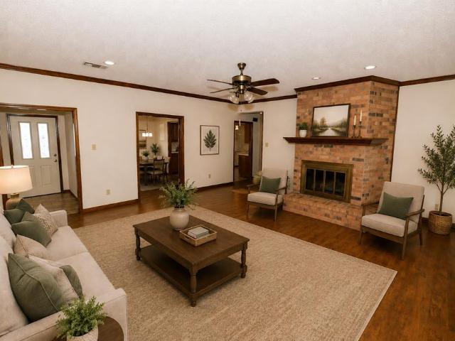104 Cedar Springs Boulevard
