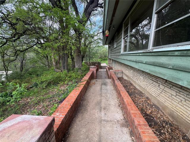 104 Chula Vista St