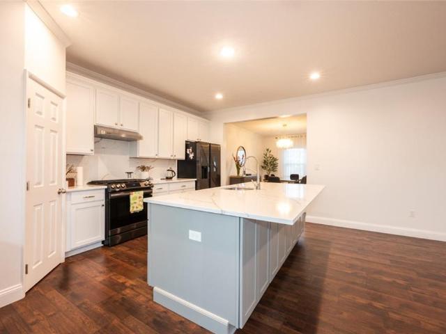 104 Chesapeake Dr, Pittsburgh, PA 15236 | MLS #1748