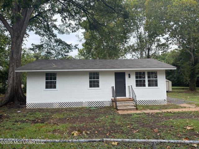 104 Circle Dr, Ridgecrest, LA 71334
