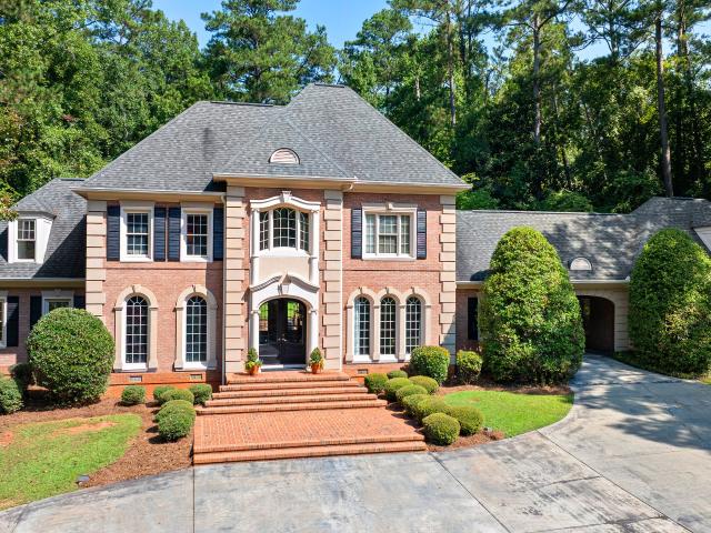 104 Clubview Drive