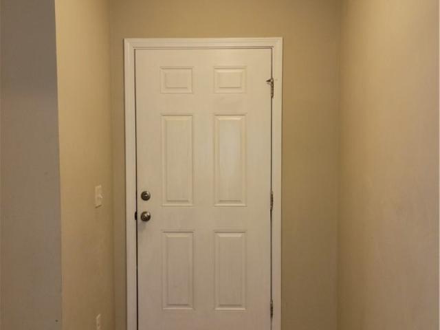 104 Clydesdale Court