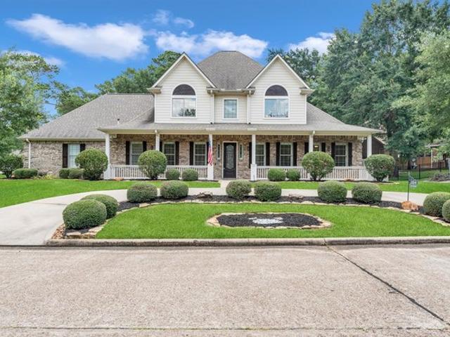 104 Clear Springs Dr, Conroe, TX 77356