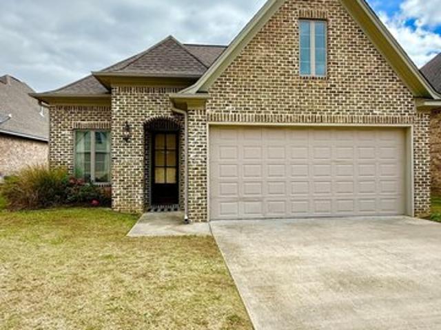 104 Clermont Ct, Tupelo, MS 38801