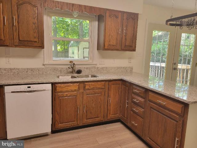 104 crutchfield cir