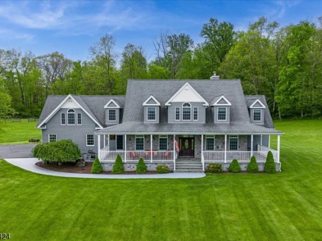 104 Creek Rd