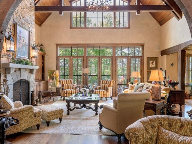 104 Crooked Stick Court