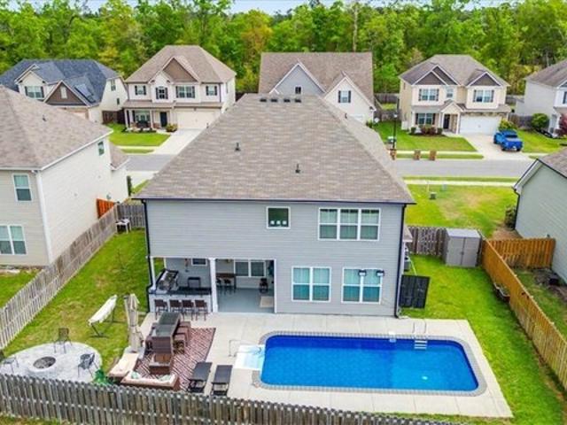 104 Annie Dr, Guyton, GA 31312