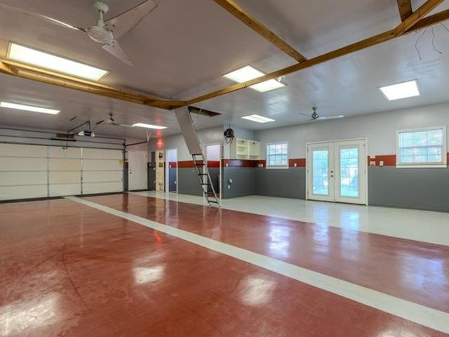 104 Adelfa Dr, Round Rock, TX 78664