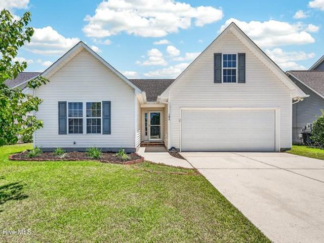 104 Ashcroft Dr, Jacksonville, NC 28546