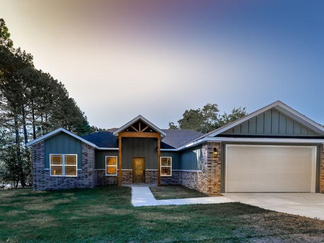 104 Ayr Drive