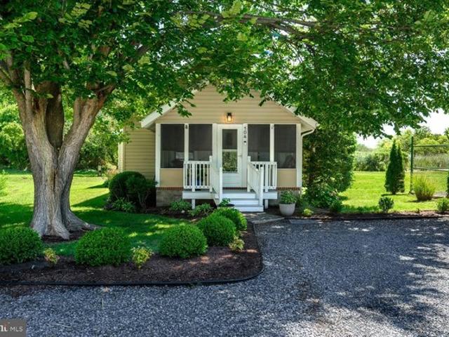 104 Bonfield Ave, Oxford, MD 21654