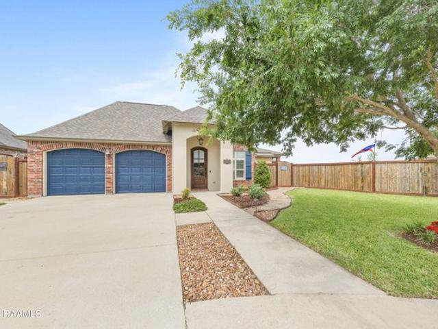104 Bayou Parc Dr, Youngsville, LA 70592