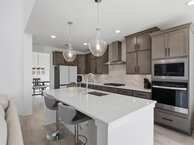 104 Basketflower Ln