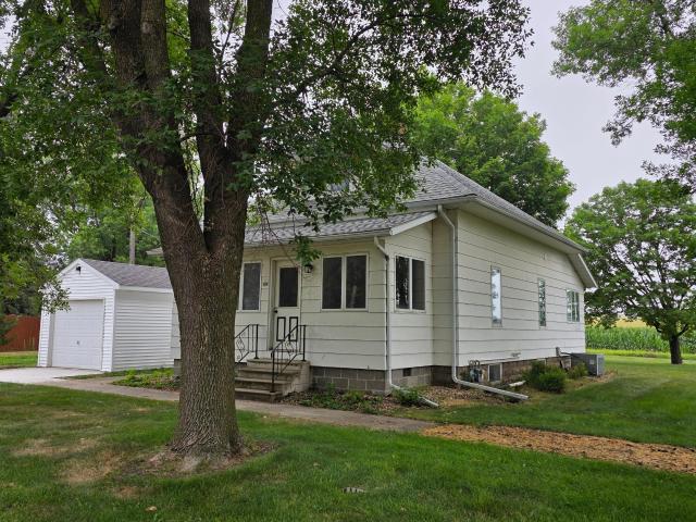 104 Bertha Avenue S