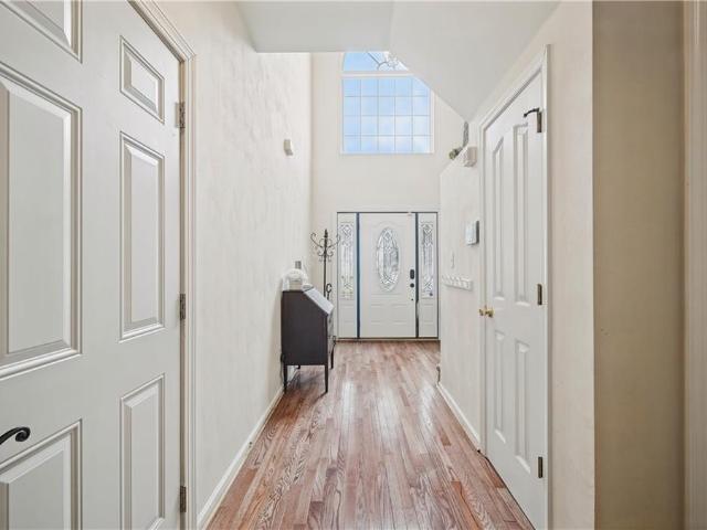 104 Bishops CT