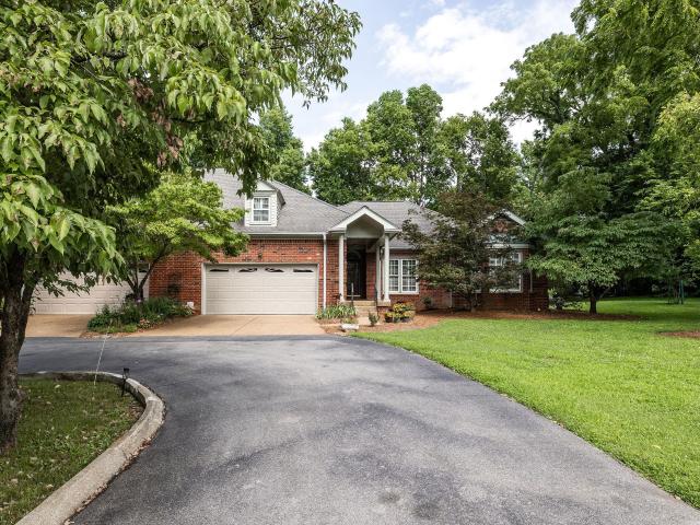 104 Braxton Hill Ct