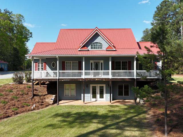 104 Bridle Path Lane