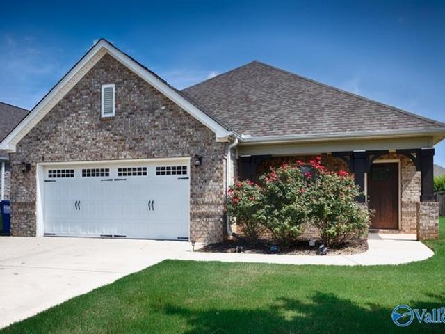 104 Goldfinch Dr, Madison, AL 35756