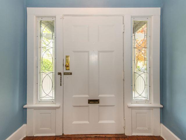 104 Gates Ave