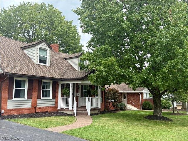 104 Gaywood Dr, Saint Clairsville, OH 43950