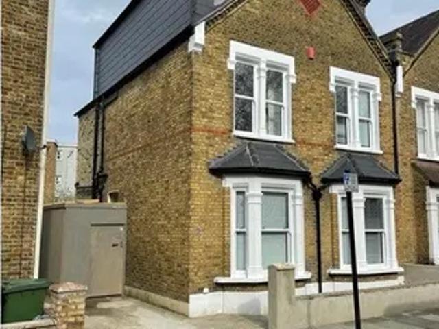 104 Gilmore Road, Lewisham, SE13 5AB, United Kingdom | Room for rent #166566416 | Rentberry