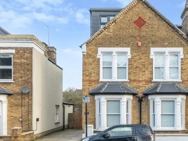 104 Gilmore Road, London, SE13 5AB, United Kingdom | Studio apartment for rent #138775152 | Rentberry