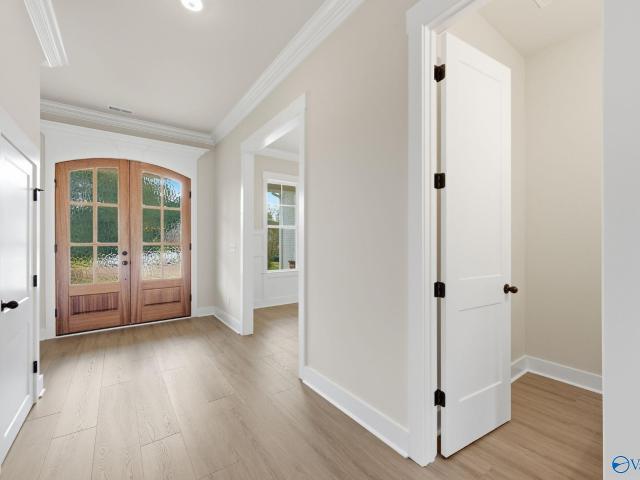104 Glenhaven Court