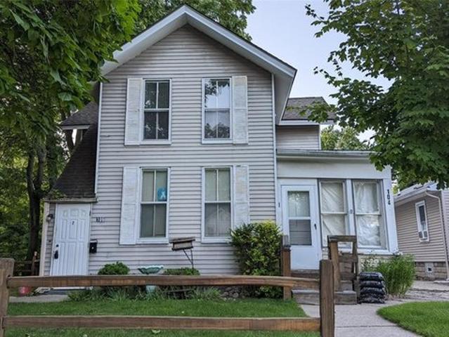 104 Grand Ave, Mount Clemens, MI 48043