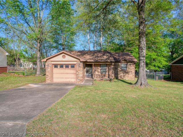 104 Grand Maple Drive